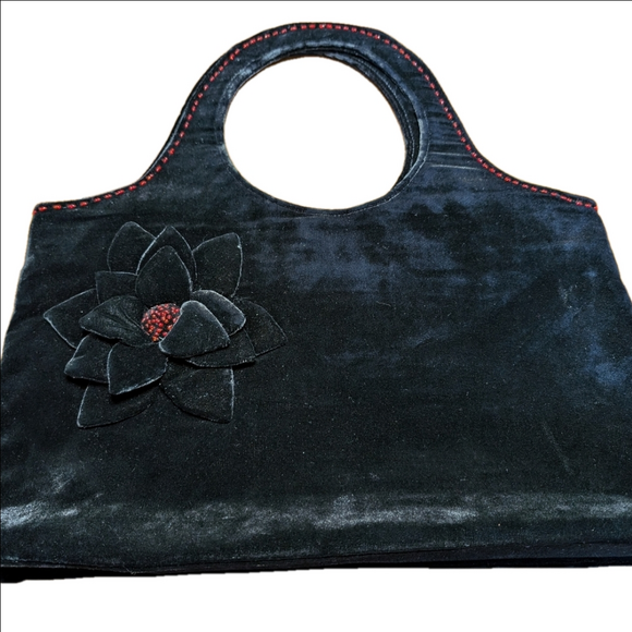 Shiraleah | Bags | Shira Leah Black Velvet Purse With Flower Accent ...